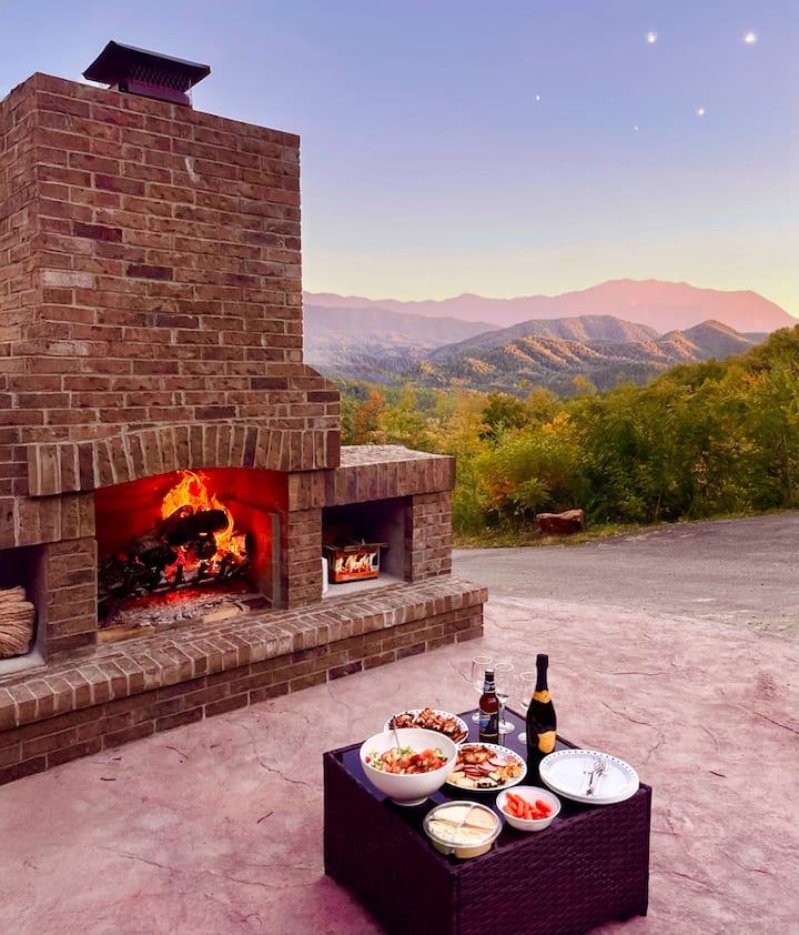 Private Cabin · Firewood & Propane Included - Tennessee