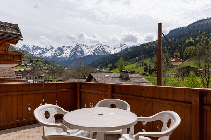 Rés Aravis A1 : Pistes Et Cœur De Village Et Grand - Le Chinaillon