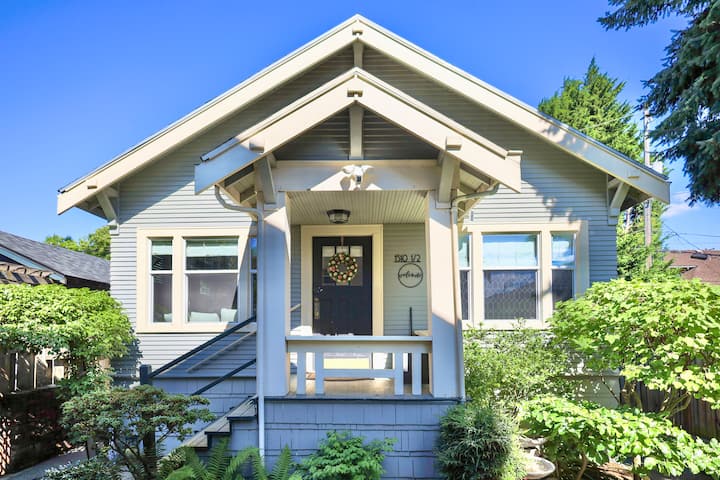 Curated Cottage, 5 Mins: Seattle Pac Uni, Downtown - Seattle, WA