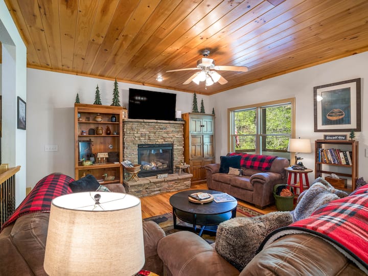 Rivers Rest - Helen, GA