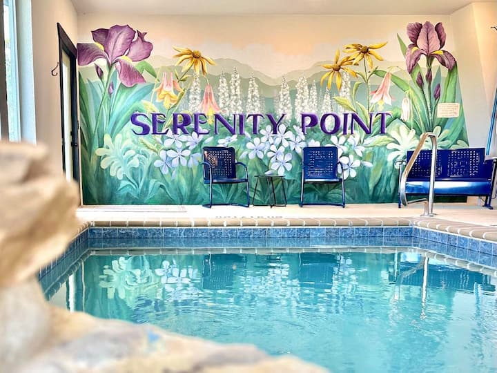 Mins To Pkwy/dolly! Pool, Firepit, Hottub, Theatre - Pigeon Forge, TN