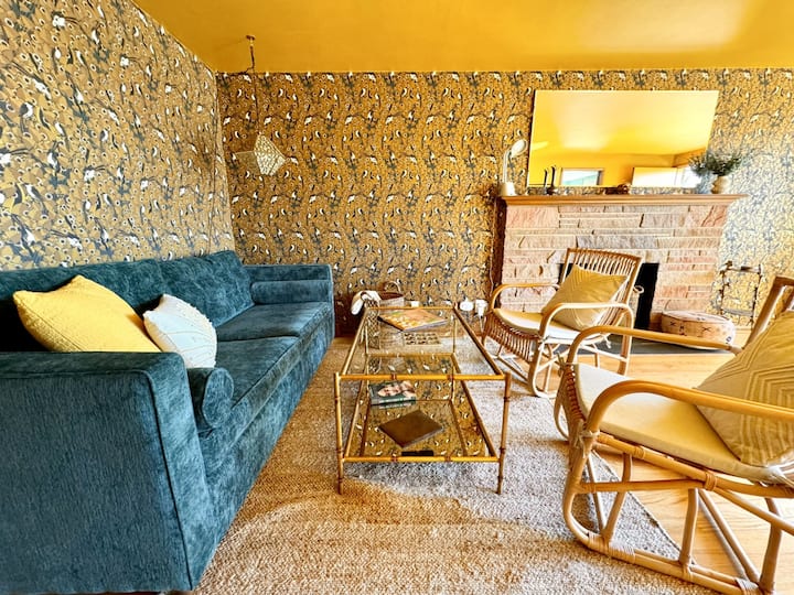 Stylish Fremont Retreat | Sleeps 8, Walk To Eats - Bitter Lake - Seattle