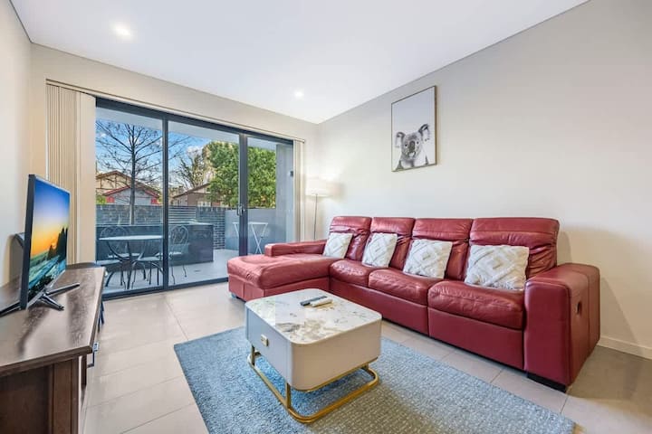 Comfy 3 Bed Near Dfo, Sydney Olympic Park - Lewisham
