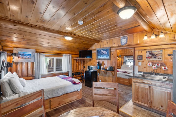 Bucking Moose Bear Cabin (#13) - West Yellowstone, MT