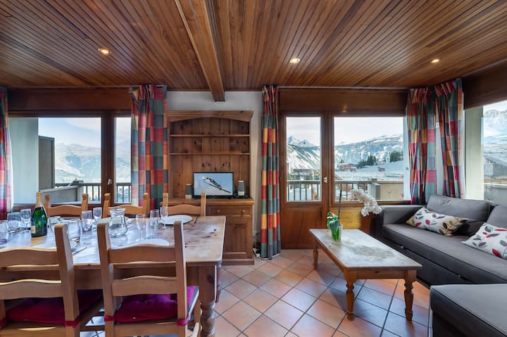 Appartement De Montagne Par Excellence, Proche Des - Courchevel
