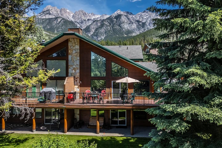 Marble Canyon 902p2 | 3br + Loft Townhome - Fairmont Hot Springs, BC