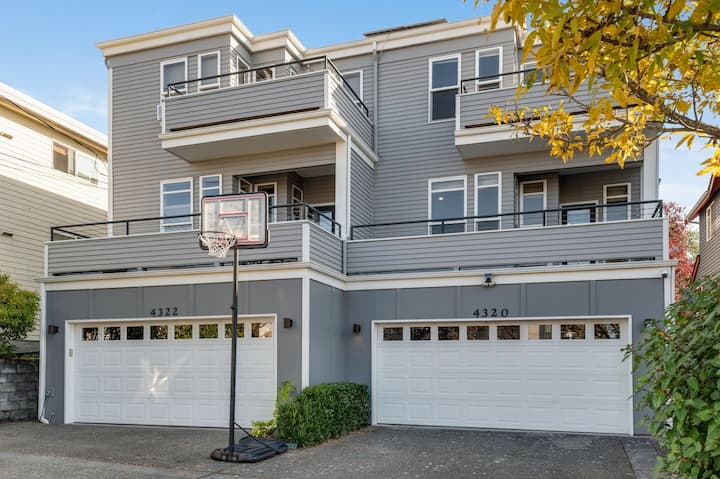 Spacious 3br Townhome Near Zoo & Fremont Troll - Seattle, WA