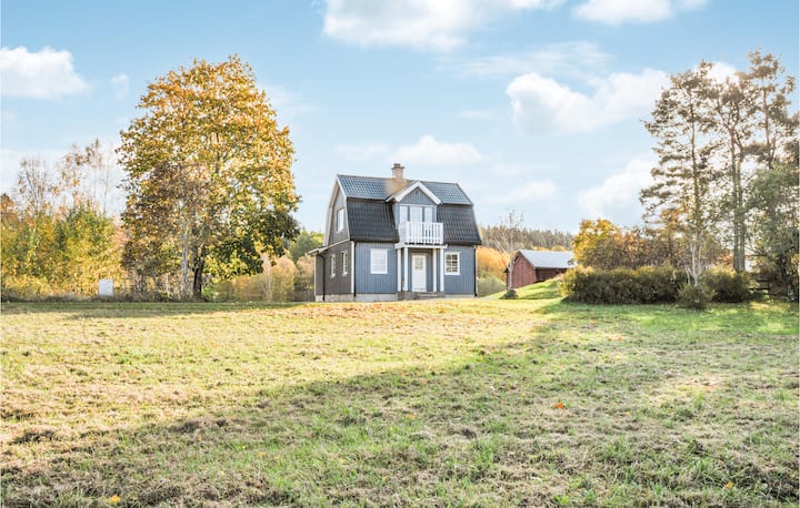 Awesome Home In åRjäng With Wifi - Årjäng