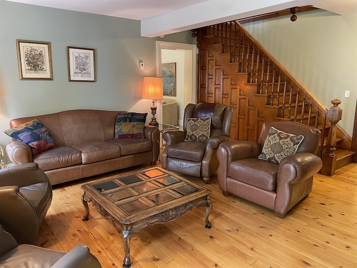 1825 Farmhouse - One Of Three Rentals In Fly Creek - Cooperstown, NY