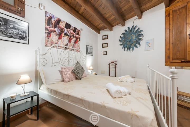 The Petite Escape - Cagliari