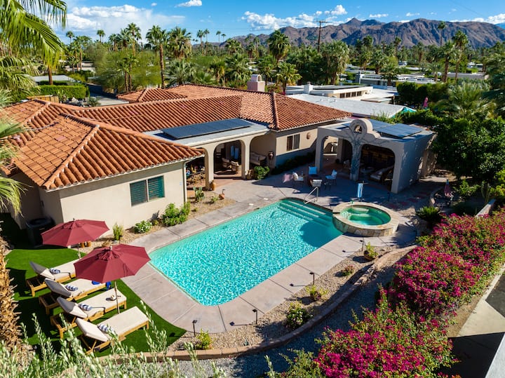 Casa Del Lobo - Private Spanish Oasis Getaway - Palm Springs, CA