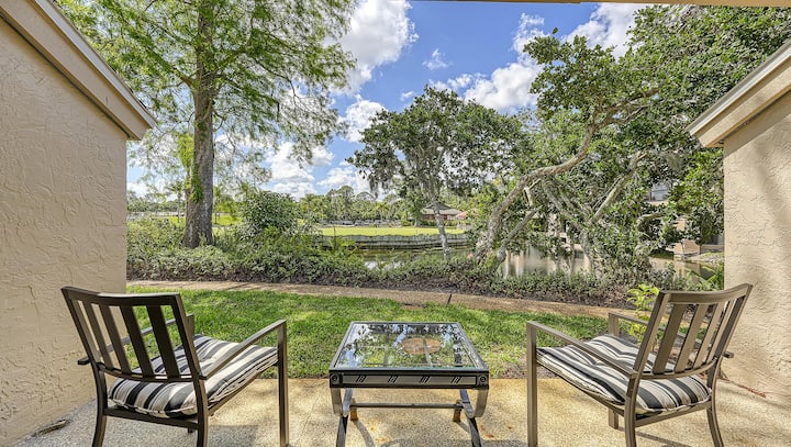 Restful 1/1 Condo Pond & Golf Views The Meadows - Lakewood Ranch