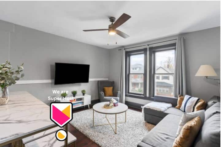 Clean & Spacious 3br | Dt Windsor | Lndry & Prkng - Windsor, ON, Canada