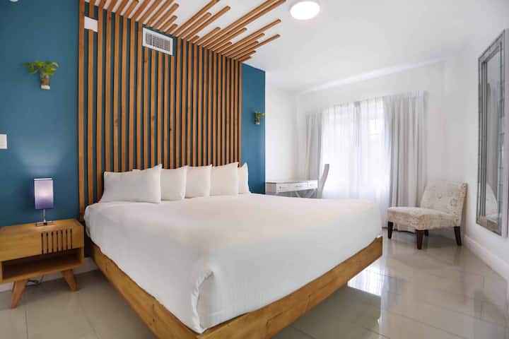 Relax And Recharge! 2 Relaxing Units, Garden - Miami Beach, FL