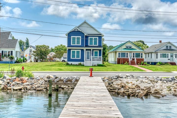 Blue Marlin | Bay Views, Boat Dock + Pet Friendly - Chincoteague, VA