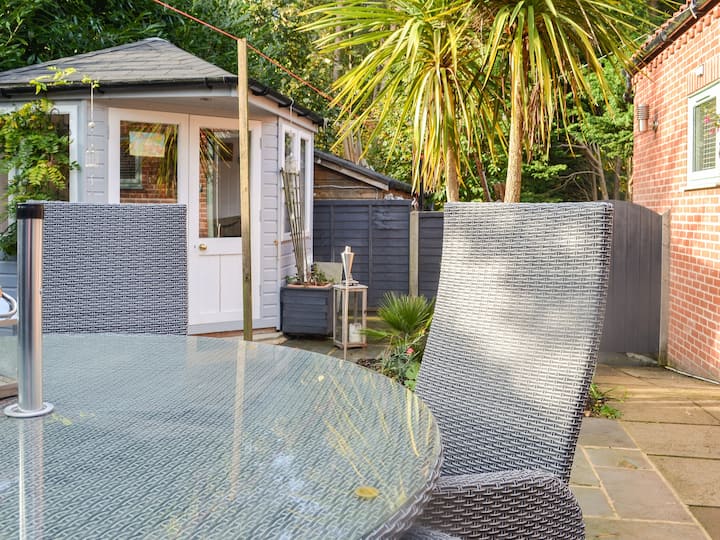 Primrose Cottage - Uk41346 - Sheringham