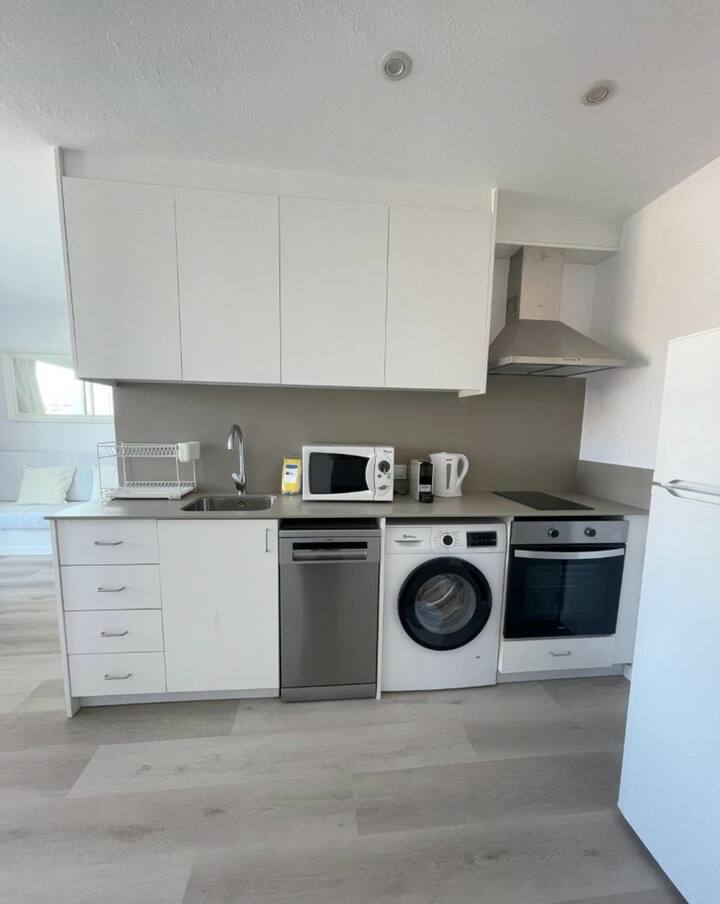 101.02 Appartement Placé Sur La Rue Verge De L’esp - Cadaqués