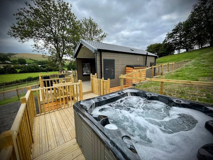 Meadow Retreat - Wales