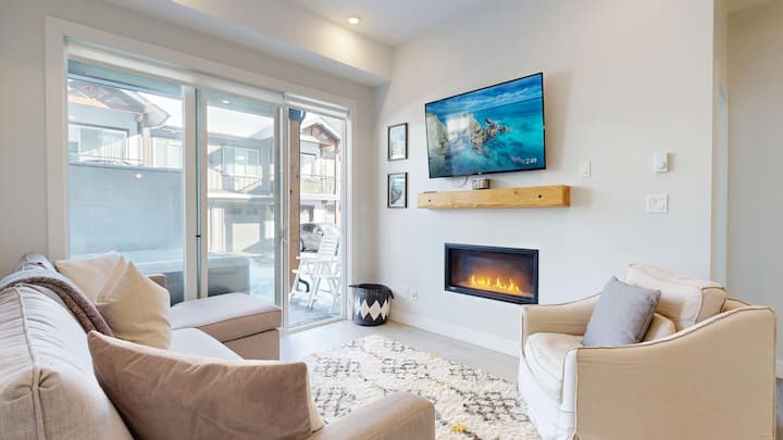 Welcome To The Cowabunga Condo - Sun Peaks