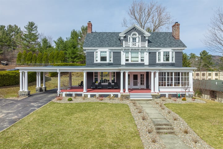 Tobias Place Off Main | 9 Bed, 4 Bath - Saranac Lake, NY