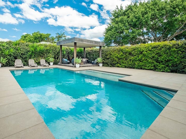 Luxurious Villa In Prime Brisbane Location - Newstead