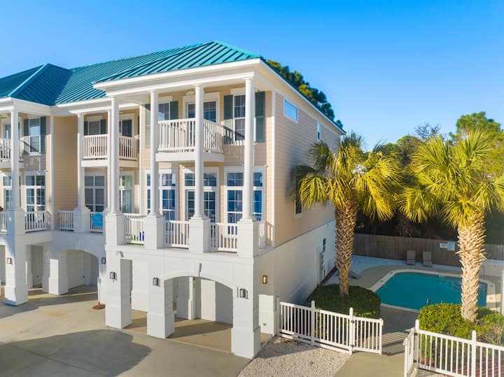 Spacious 5br • 3 Kings • 3 Min Walk To Beach - Florida Panhandle, FL