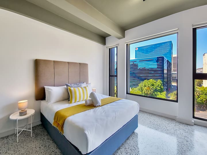 Light, Sunny, Fast Wifi, Central Home With Pool! - Le Cap