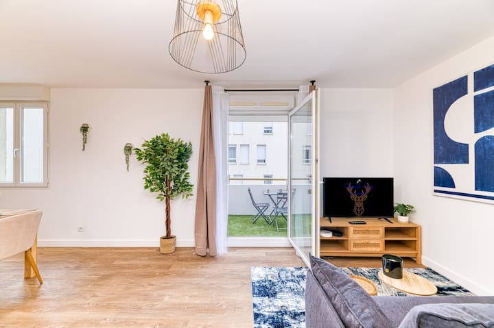 Quartier Gare, 2 Personnes, Wifi Fibre, Balcon - Saint-Egrève