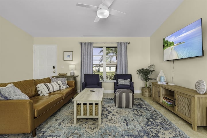 Sun All Day! Private & Heated Saltwater Pool & Spa - Sanibel Island, FL