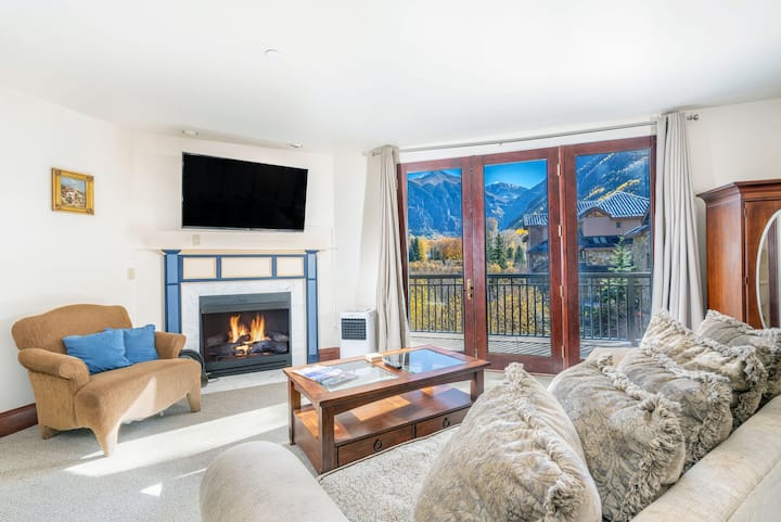Breathtaking Ballard Views - Telluride, CO