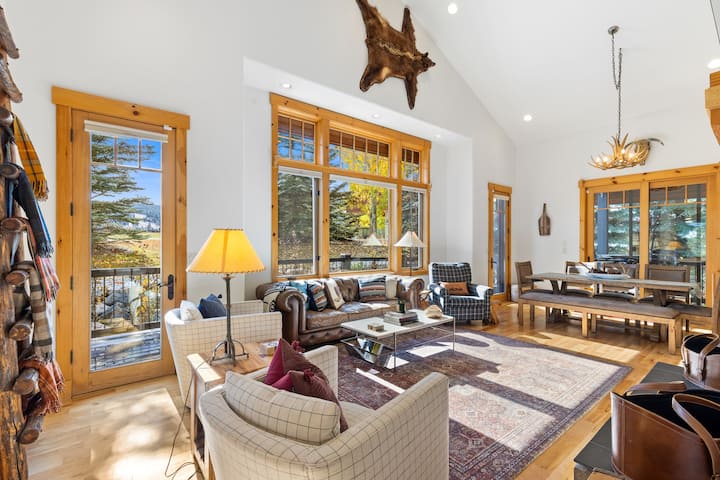 Curley Bear Lodge | Big Sky Town Center - Big Sky, MT