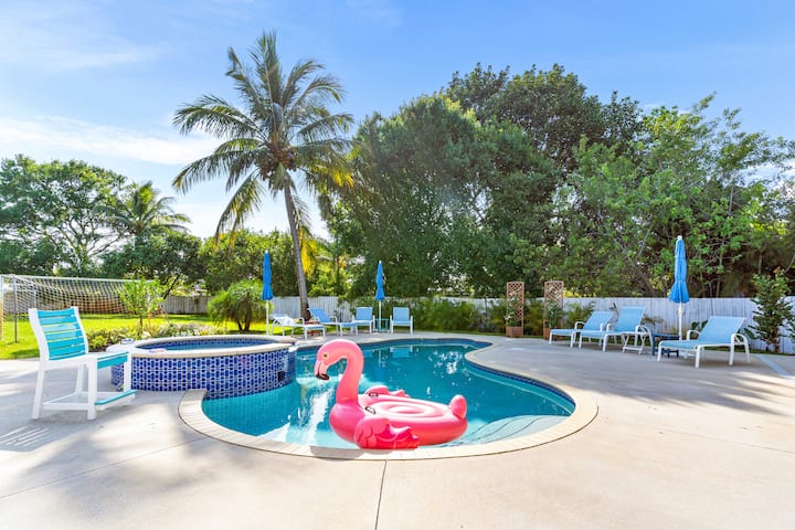 Massive Villa W/ Lush Yard | Pool + Spa | Sleep 20 - Port St. Lucie, FL