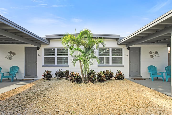 7 Minute Walk To The Beach - Bbq - Beach Gear - Cocoa Beach, FL
