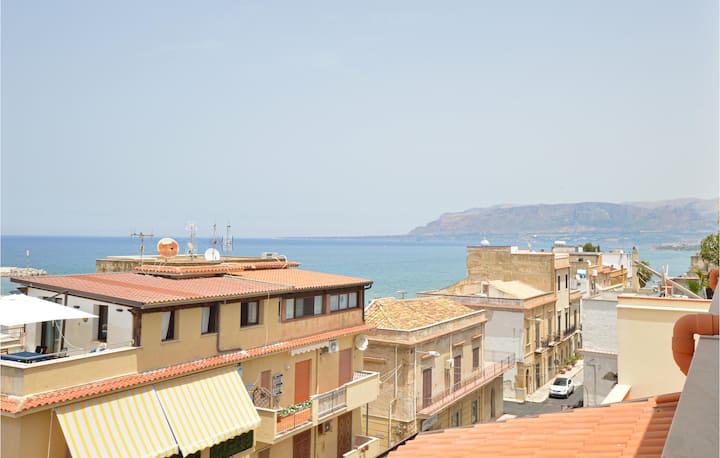 Beautiful Apartment In Balestrate - Balestrate