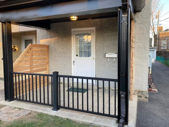 Bryn Mawr Spacious Grnd Floor Apt Free Parking - Ardmore, PA