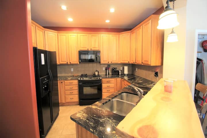 Large Townhome, Great Views, Close To Everything - Pagosa Springs, CO