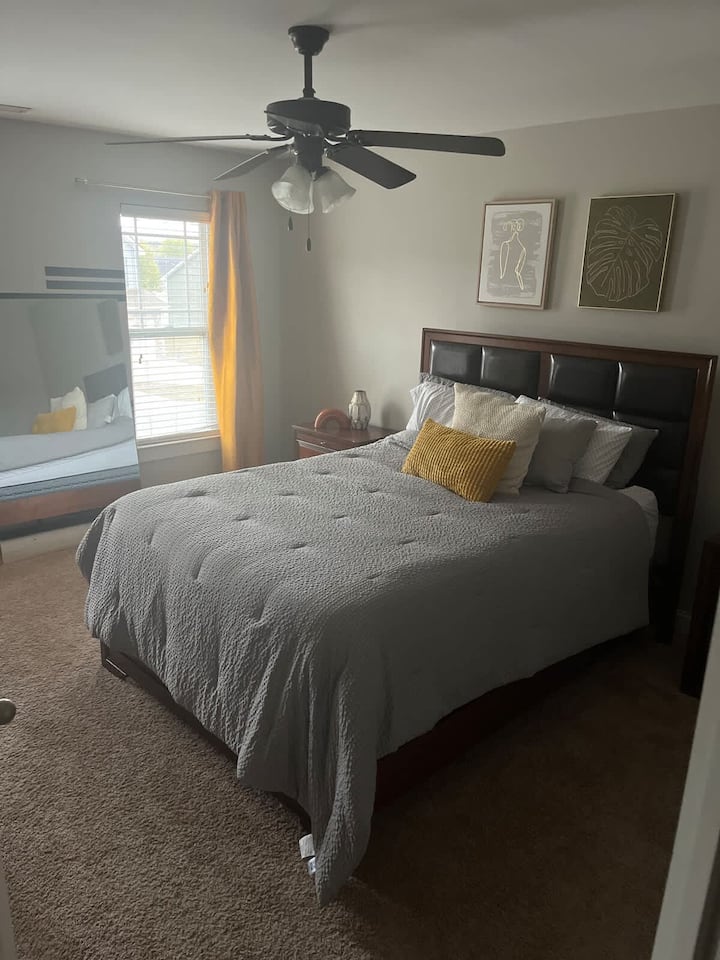 Luxury Loft Upstairs - Greenville, NC