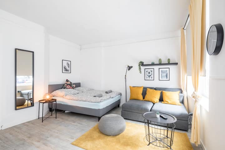 Two Bedroom Apartment And Bathrooms - Schenefeld