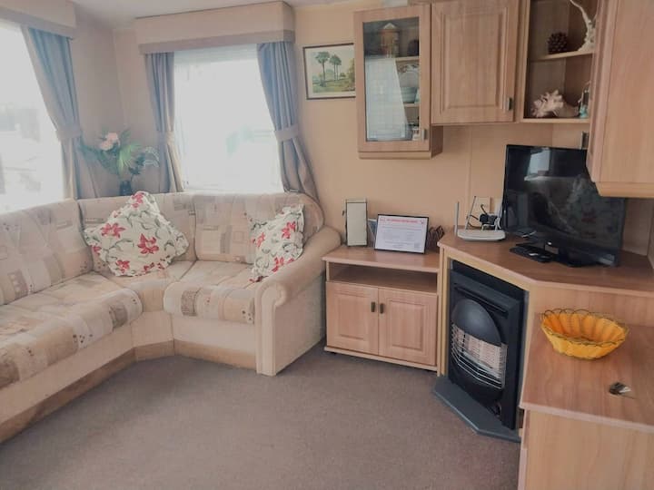 White Haven - With 2 Double Rooms - Winchelsea Beach