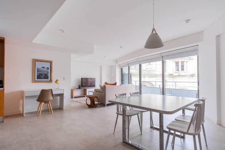 55 - Studio In Palacio Paz, San Martin Sq. - アルゼンチン