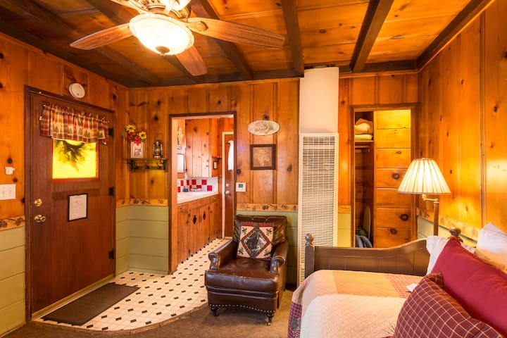 Sugar Pine @ Pine Rose - San Bernardino, CA