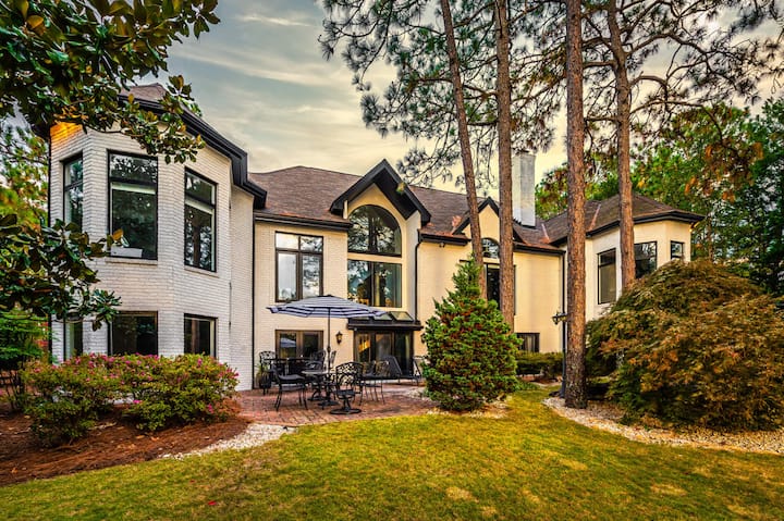 Abbey Manor On Pinehurst #6- Golf Views -Sleeps 24 - Southern Pines, NC