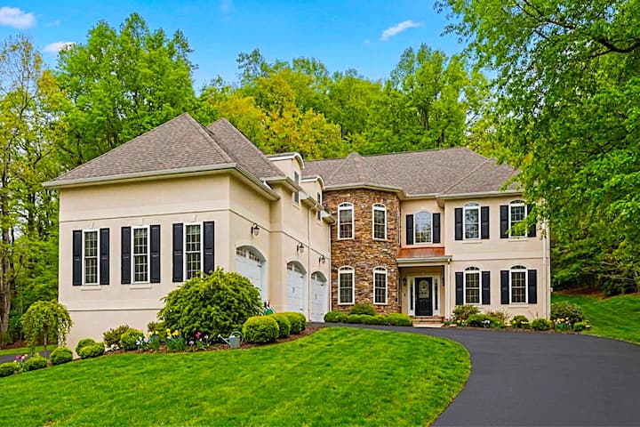 Villa In Wilmington's Chateau Country - Newark, DE