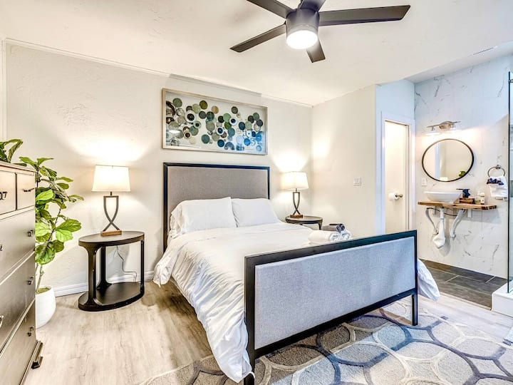 Monthly Rental Orange:rainshower | Paseo 1-bedroom - Oklahoma City