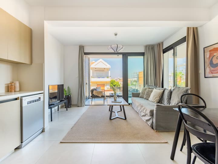 Sanders Only - Adorable Appartement De 2 Chambres - Меса Гитонья