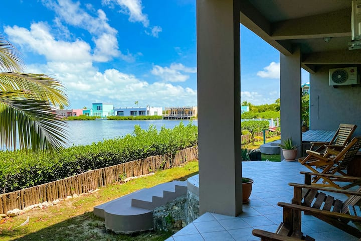 Spacious 2br Lakeview Mara Laguna | Balcony - Belize