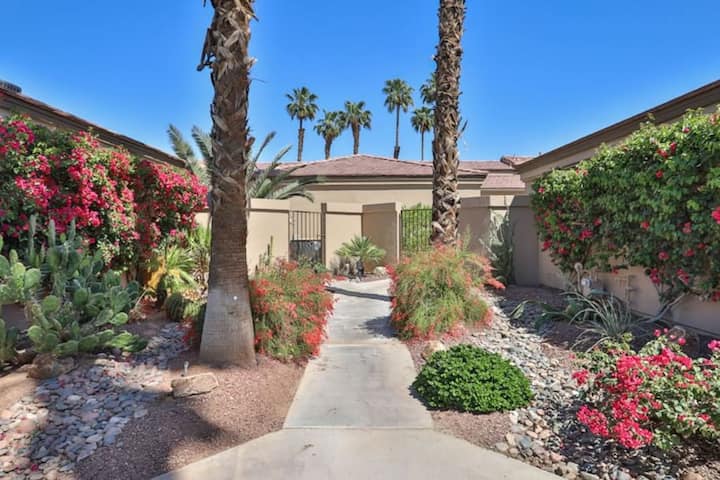 Paradise Point-golf Course View, & Athletic Club - Palm Desert, CA