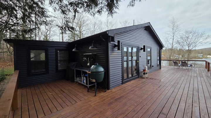 Modern, Renovated Lakefront Escape - Pittsfield, MA