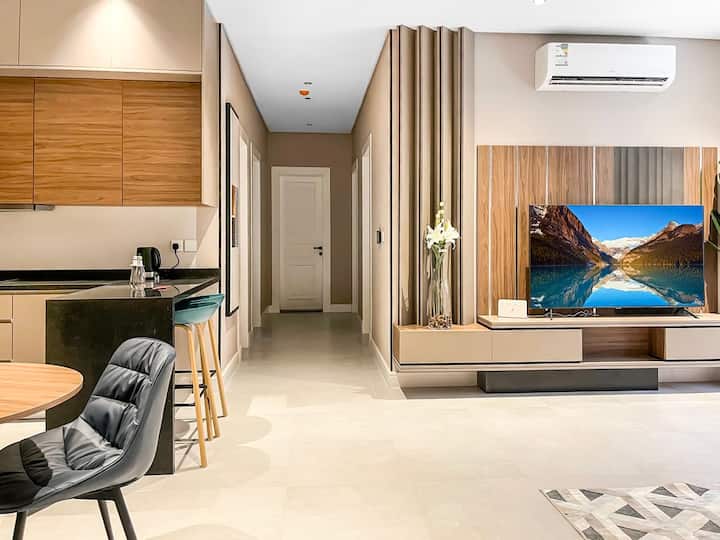 Gr- 4-bd In Al Rabi| Garden View & Prime Location - Riad