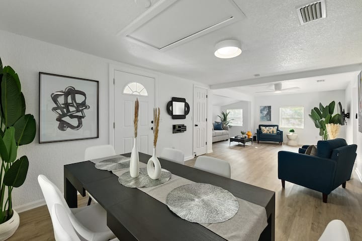 The Garden Cottage - Pet Friendly & 5 Mins To Town - St. Augustine, FL